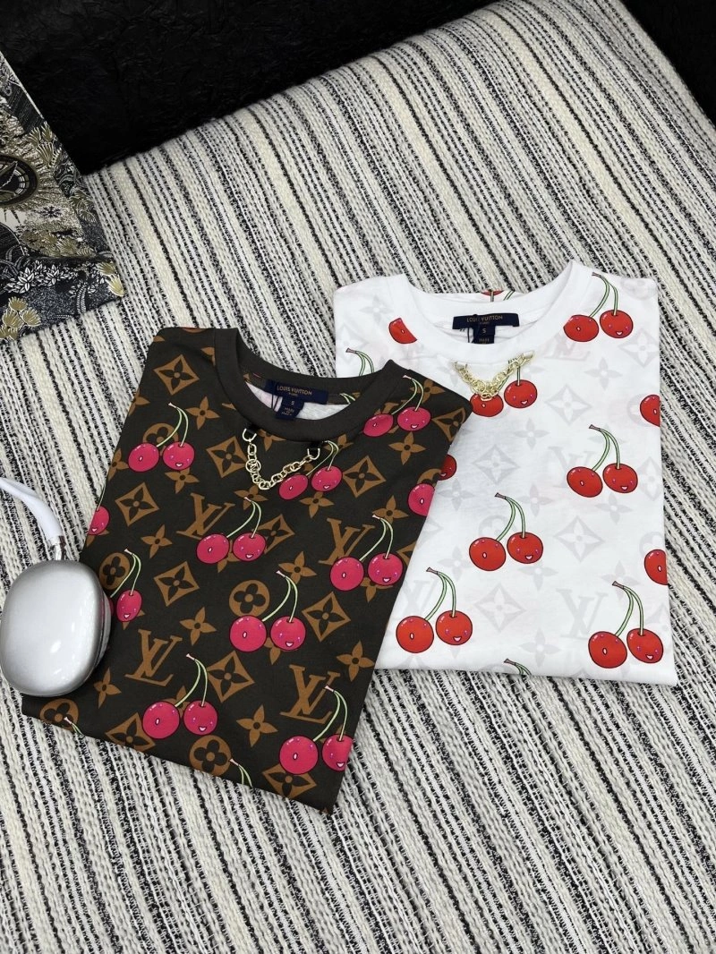 Mirror quality Louis Vuitton T-Shirts