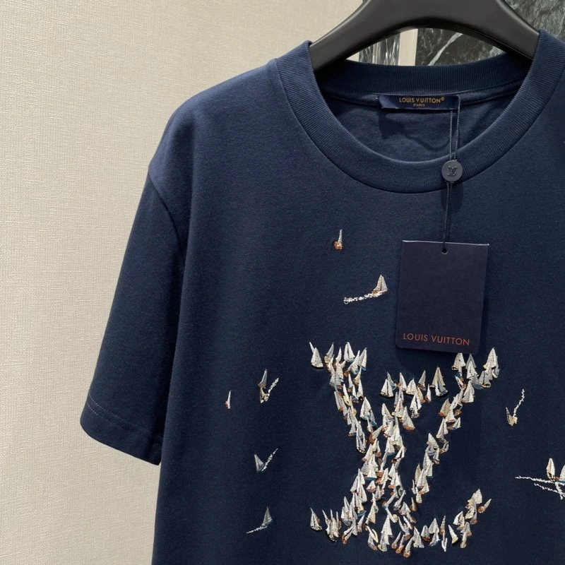 Perfect replica Louis Vuitton T-Shirts