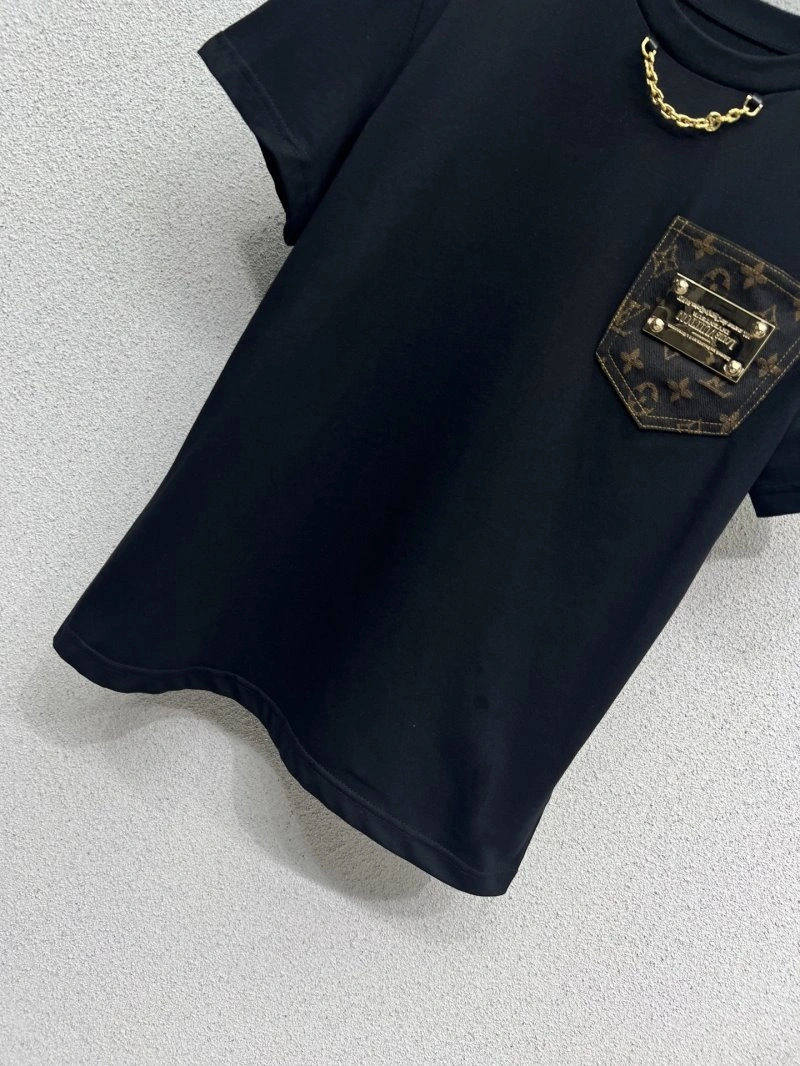Top match Louis Vuitton T-Shirts