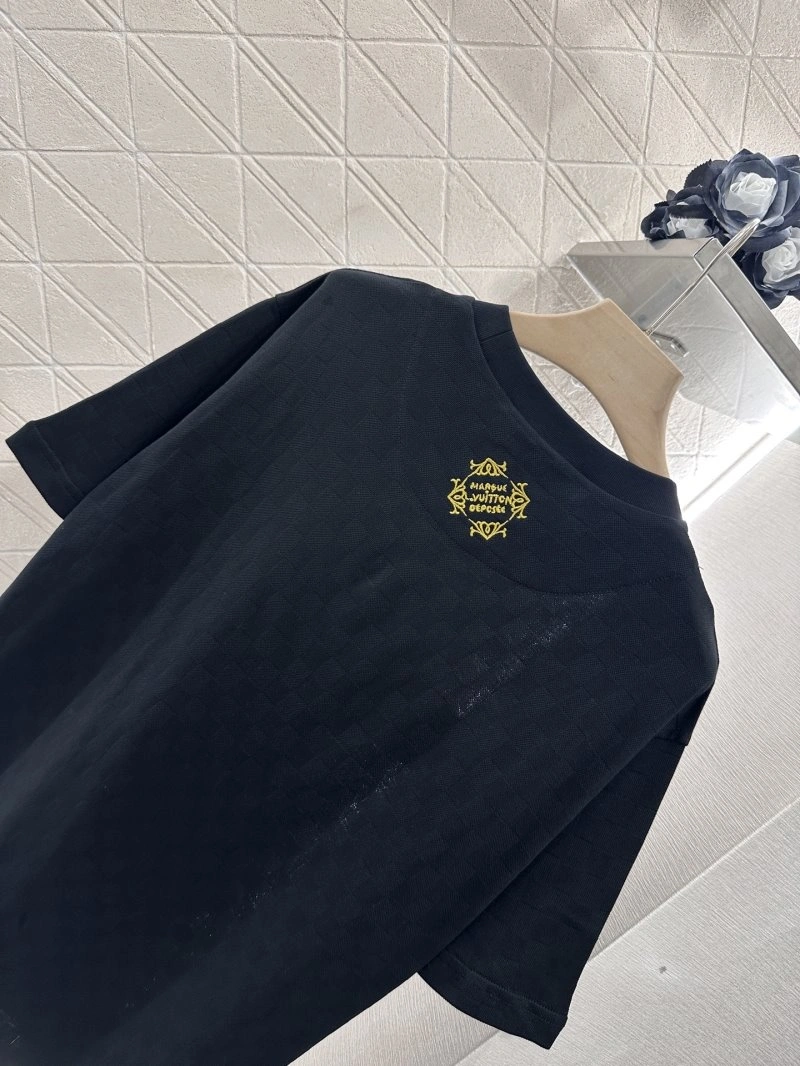 Cut-rate Louis Vuitton T-Shirts