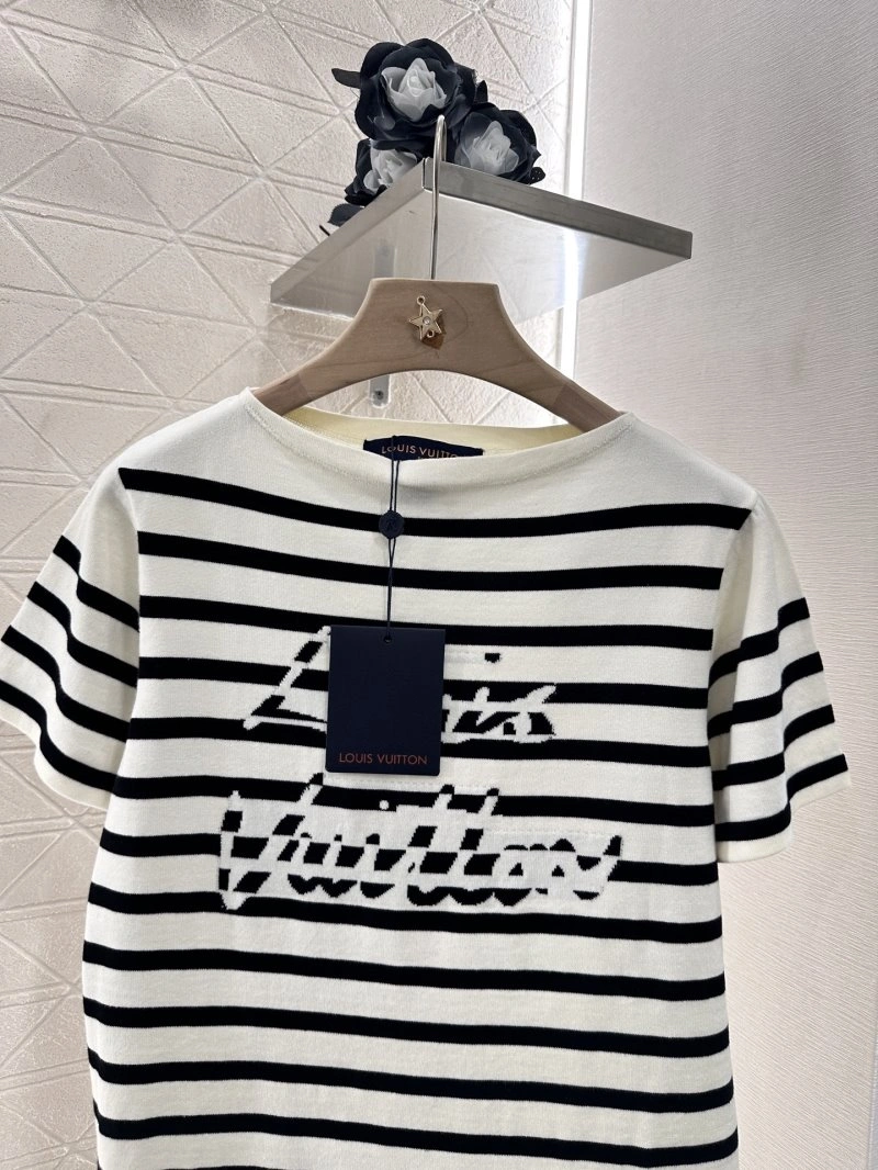 Low-cost Louis Vuitton T-Shirts