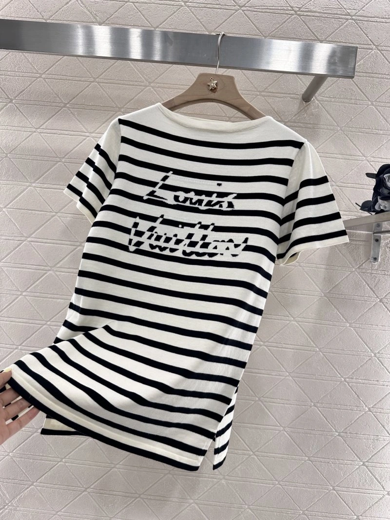 Low-cost Louis Vuitton T-Shirts