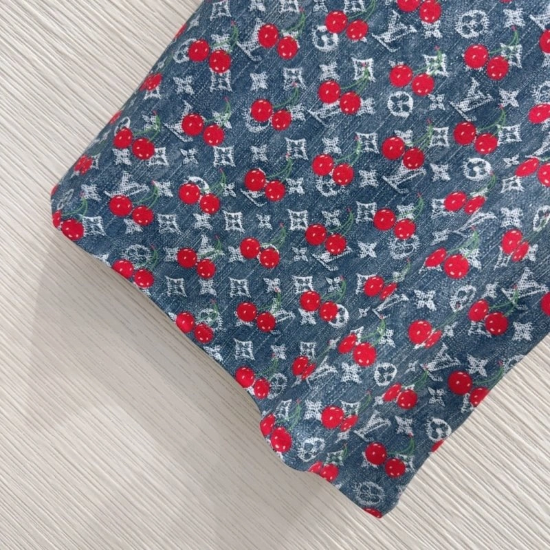 Budget-friendly Louis Vuitton T-Shirts
