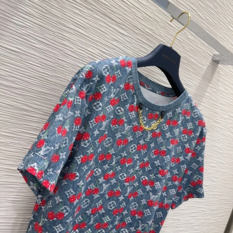 Budget-friendly Louis Vuitton T-Shirts