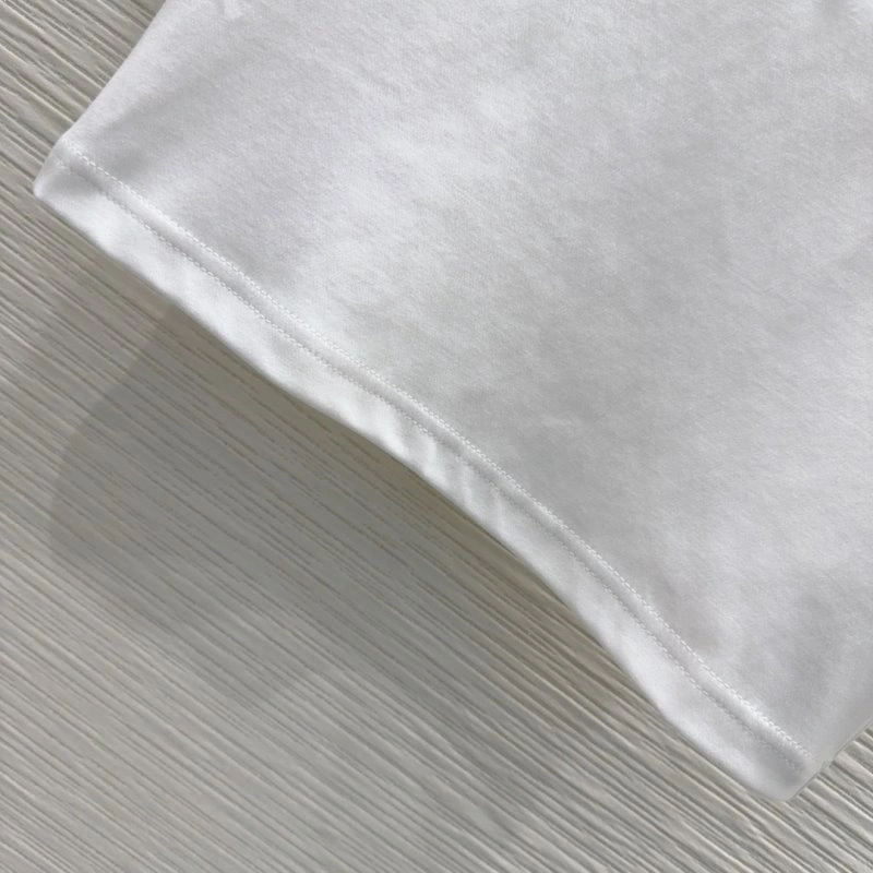 Official Louis Vuitton T-Shirts