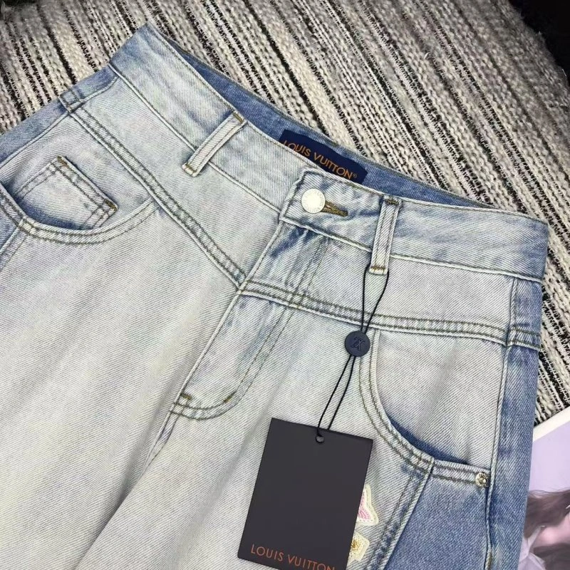 Value-priced Louis Vuitton T-Shirts