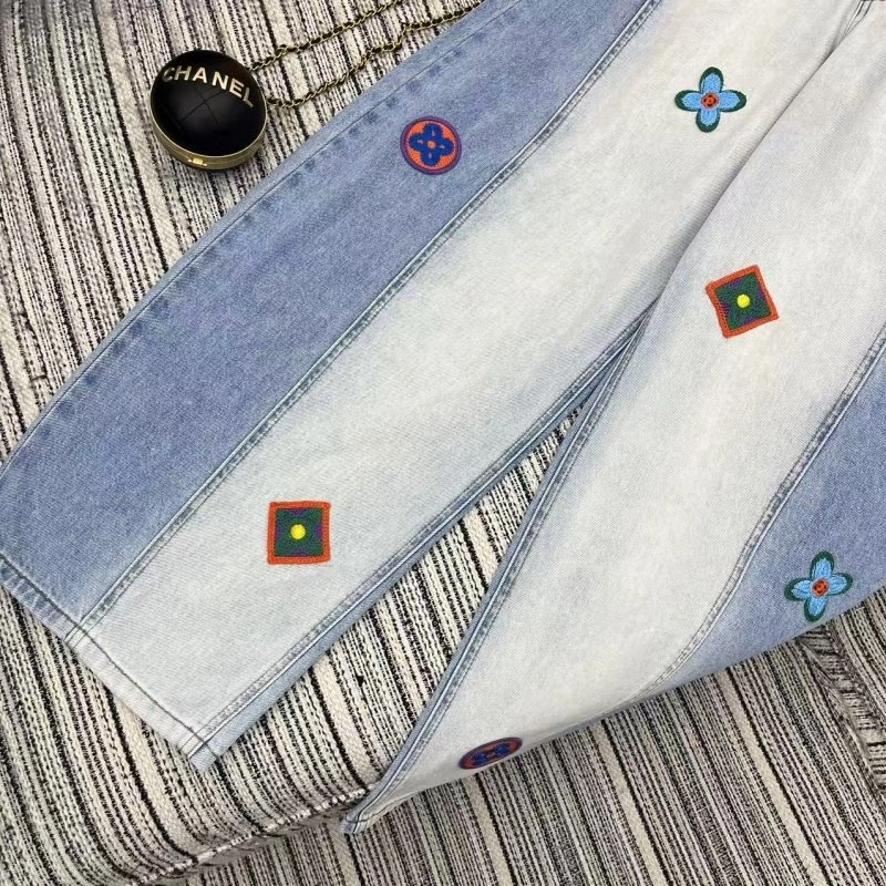 Value-priced Louis Vuitton T-Shirts
