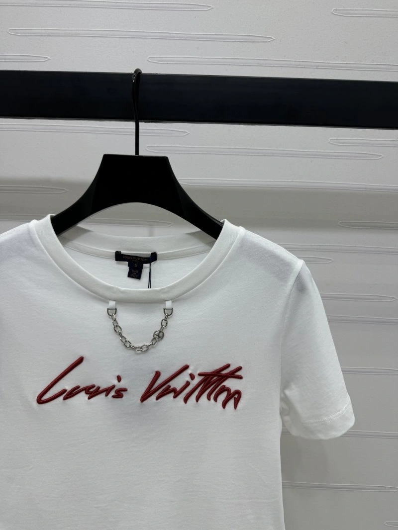 Accurate model Louis Vuitton T-Shirts