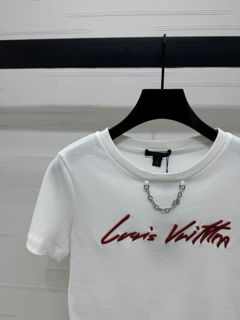 Accurate model Louis Vuitton T-Shirts