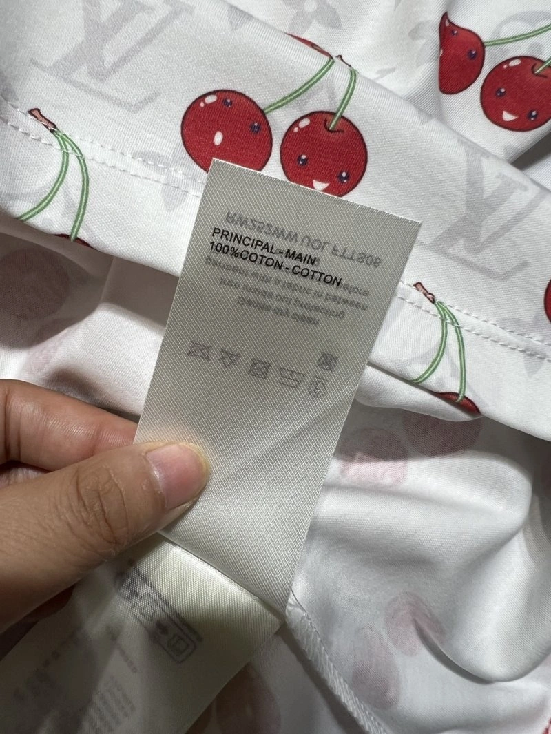 Perfect replica Louis Vuitton T-Shirts