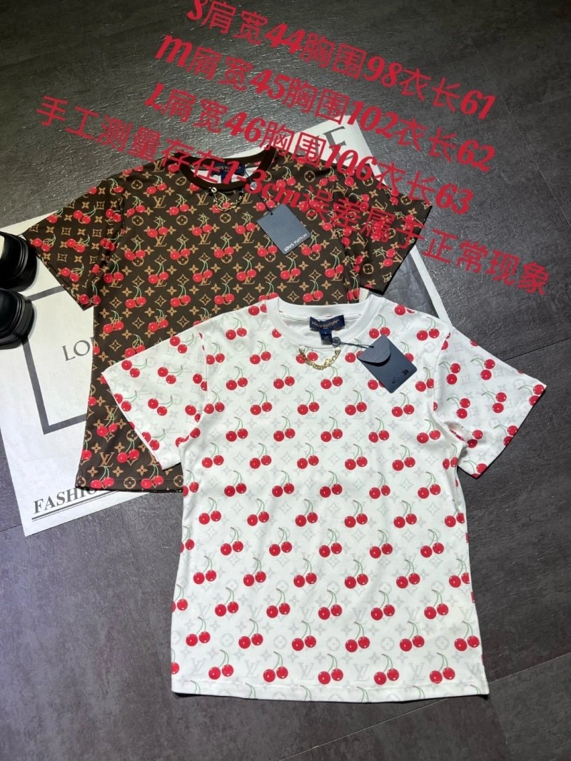 Perfect replica Louis Vuitton T-Shirts