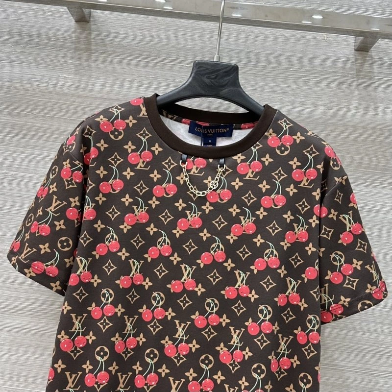 Top mirror Louis Vuitton T-Shirts