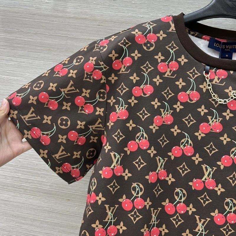 Top mirror Louis Vuitton T-Shirts