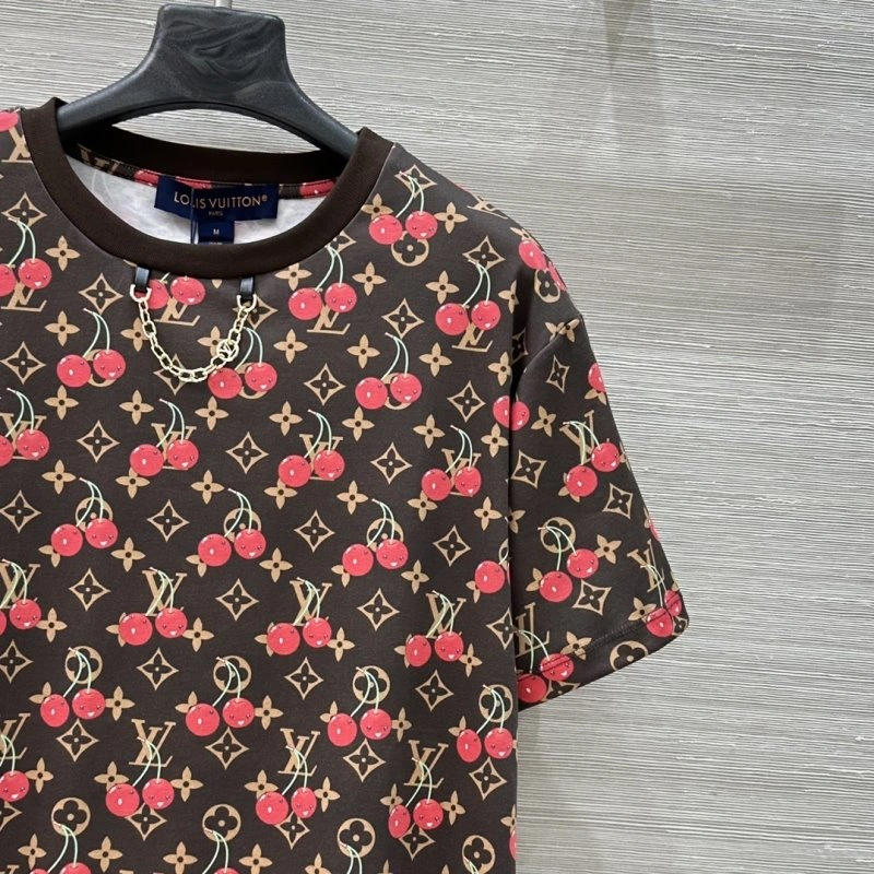 Top mirror Louis Vuitton T-Shirts