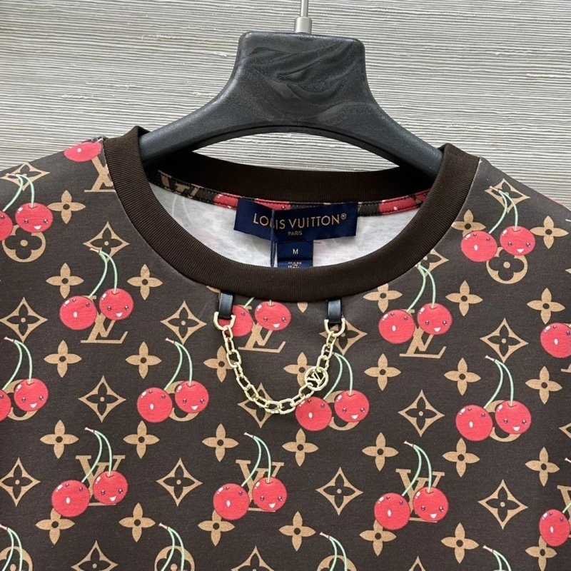 Top mirror Louis Vuitton T-Shirts