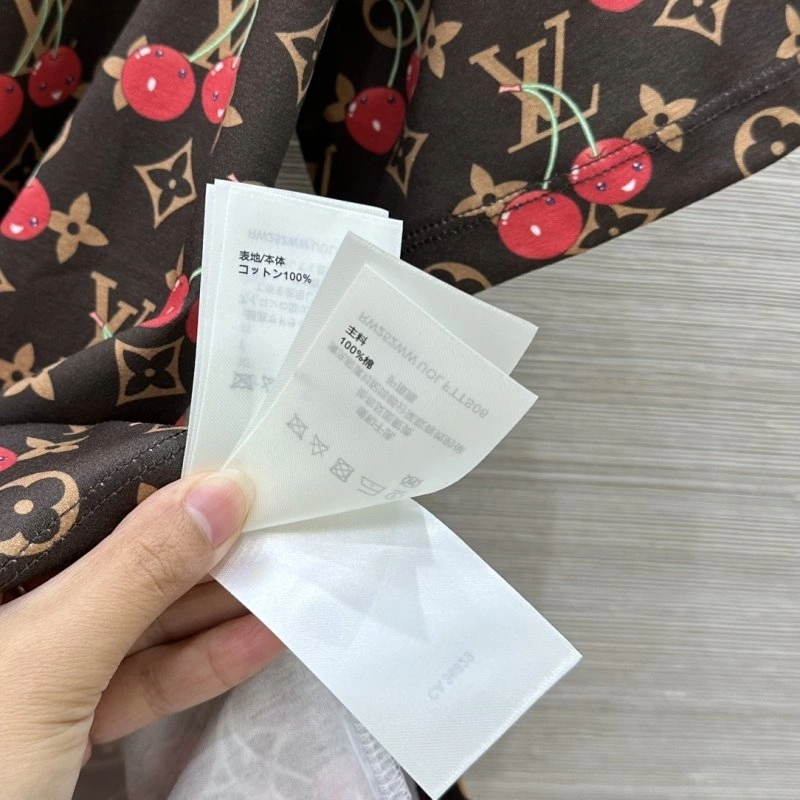 Top mirror Louis Vuitton T-Shirts