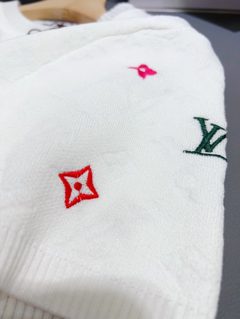 Cut-rate Louis Vuitton T-Shirts