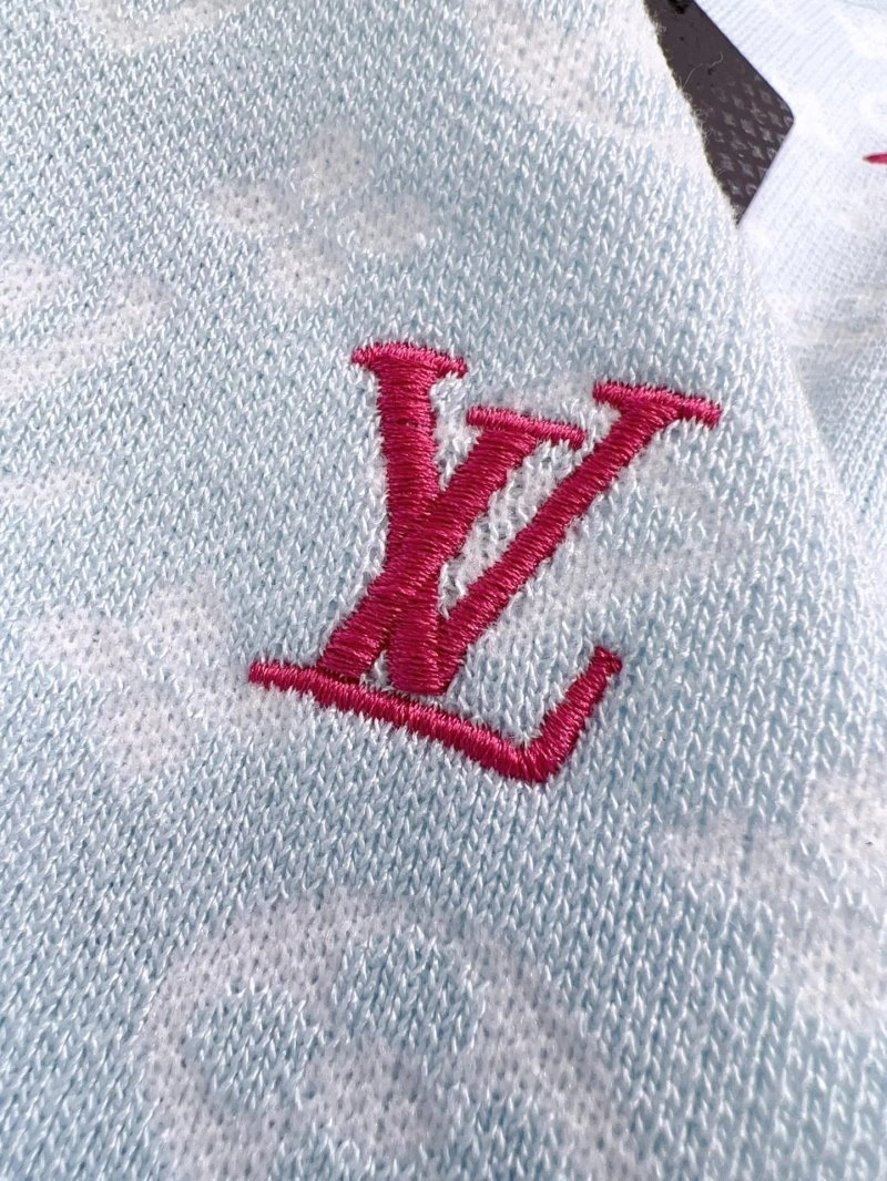 Low-cost Louis Vuitton T-Shirts