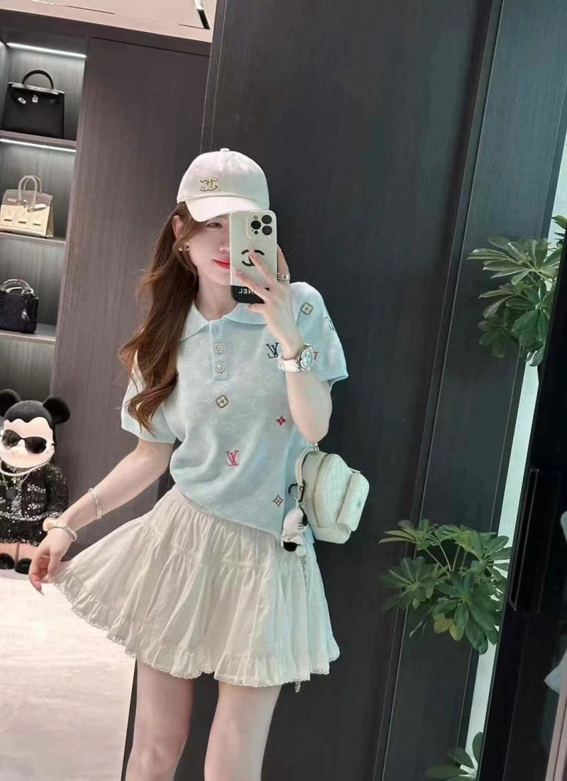 Low-cost Louis Vuitton T-Shirts