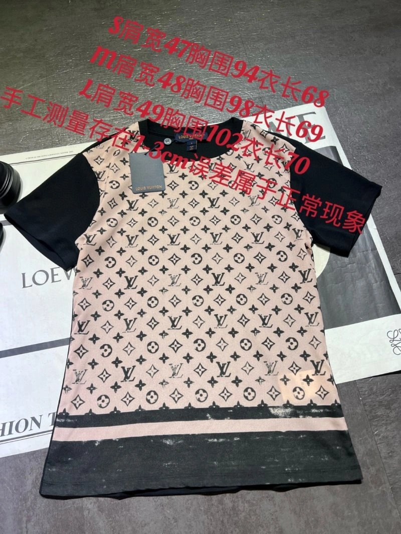 High fidelity Louis Vuitton T-Shirts