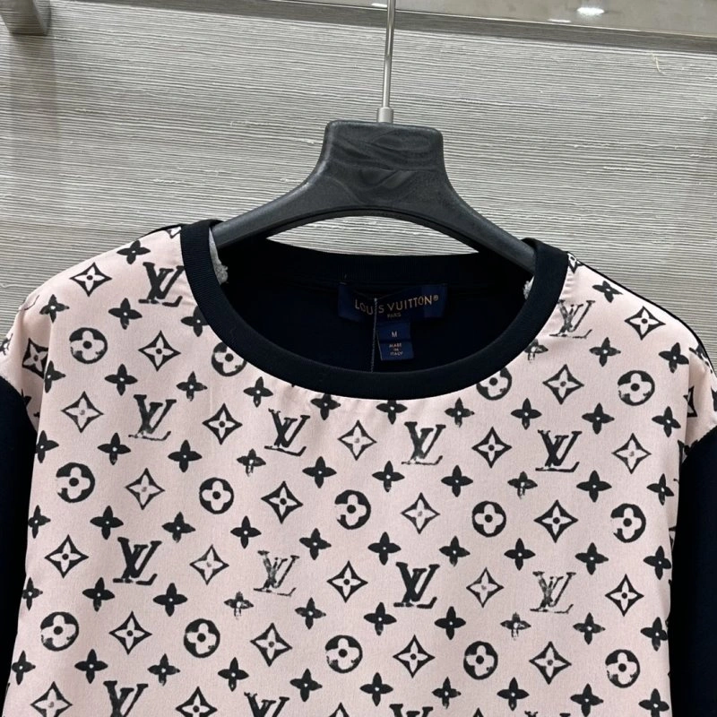 Top match Louis Vuitton T-Shirts