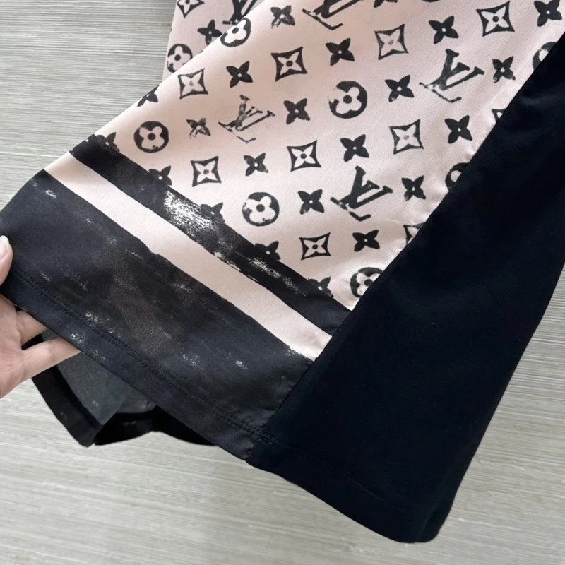 Top match Louis Vuitton T-Shirts