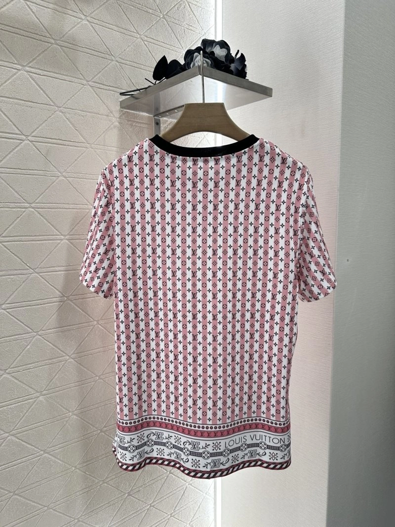 Value-priced Louis Vuitton T-Shirts