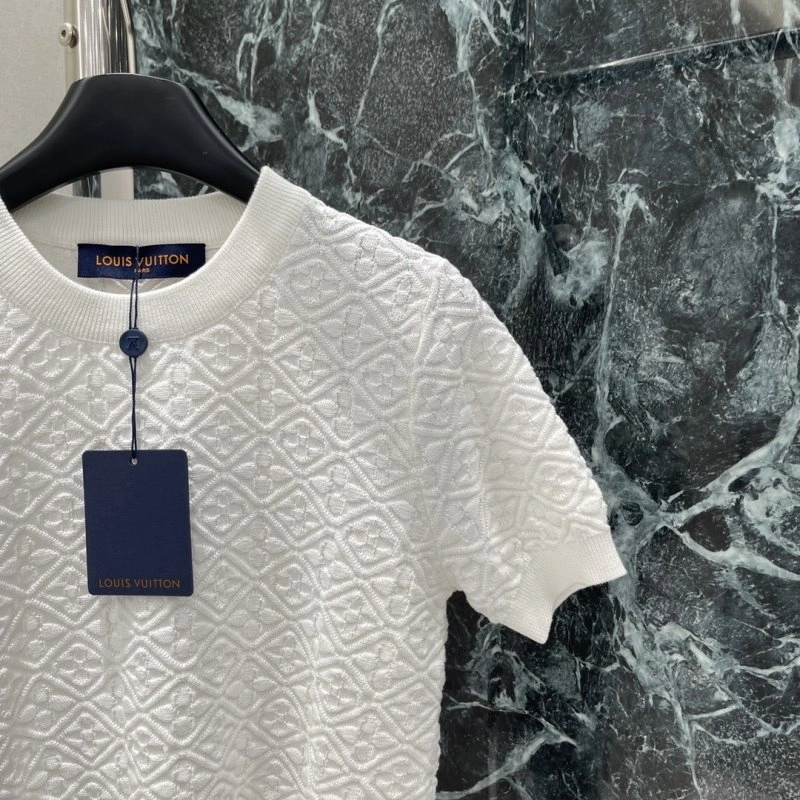Discounted Louis Vuitton T-Shirts