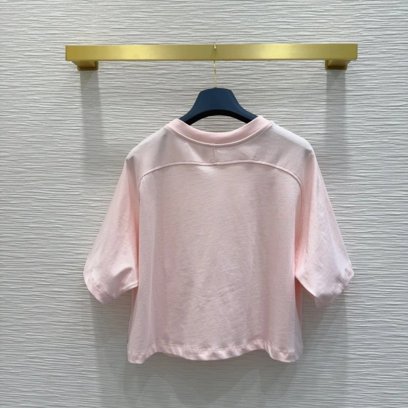Indistinguishable Louis Vuitton T-Shirts