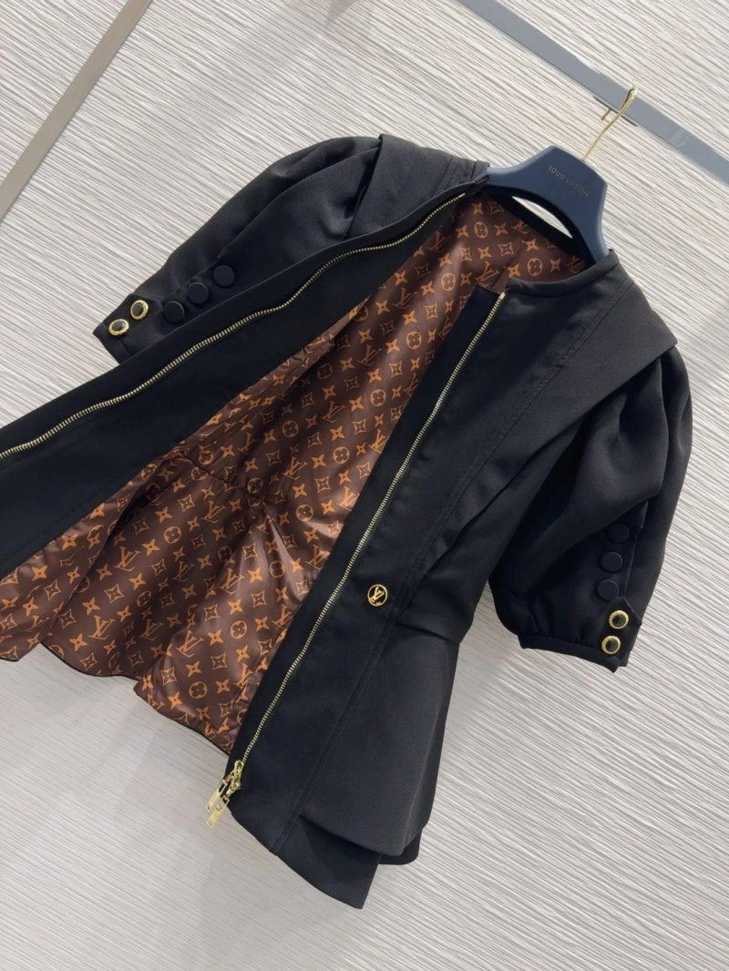 Top match Louis Vuitton T-Shirts