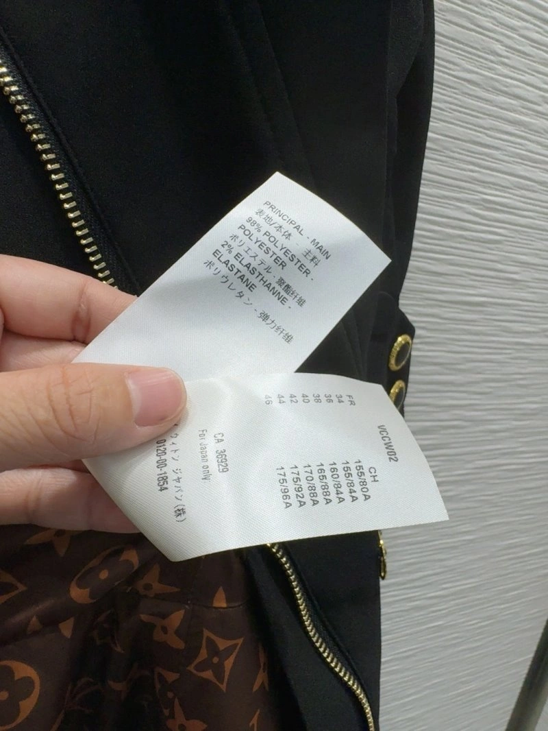 Top match Louis Vuitton T-Shirts