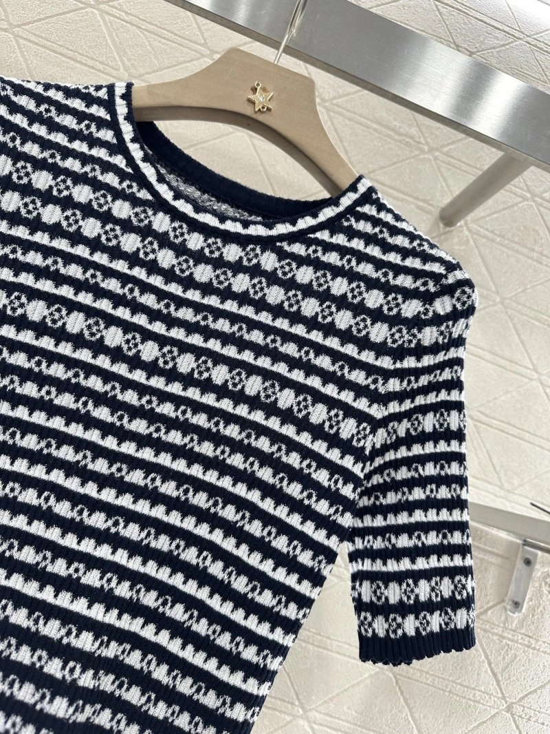 Precise copy Louis Vuitton T-Shirts
