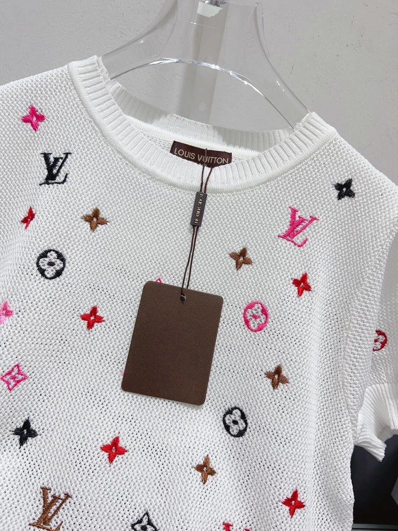 Factory-made Louis Vuitton T-Shirts