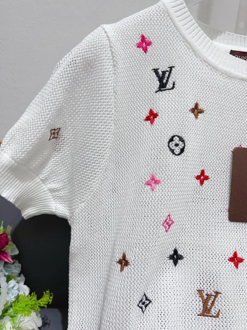 Factory-made Louis Vuitton T-Shirts