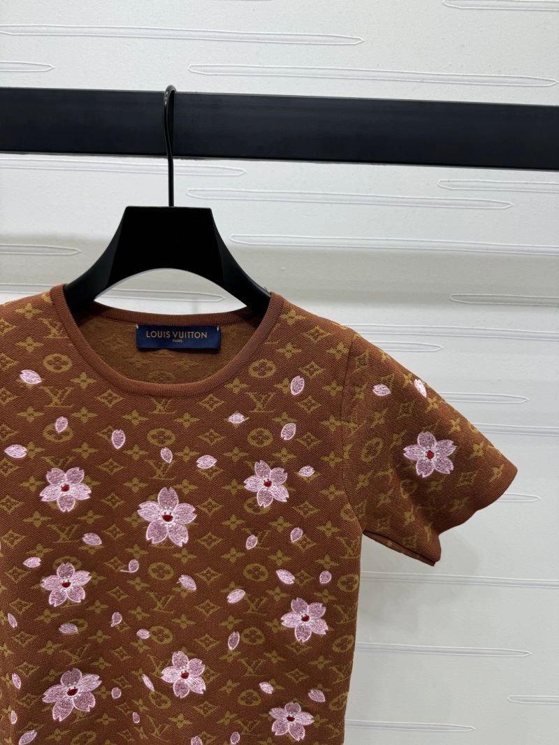 Budget-friendly Louis Vuitton T-Shirts
