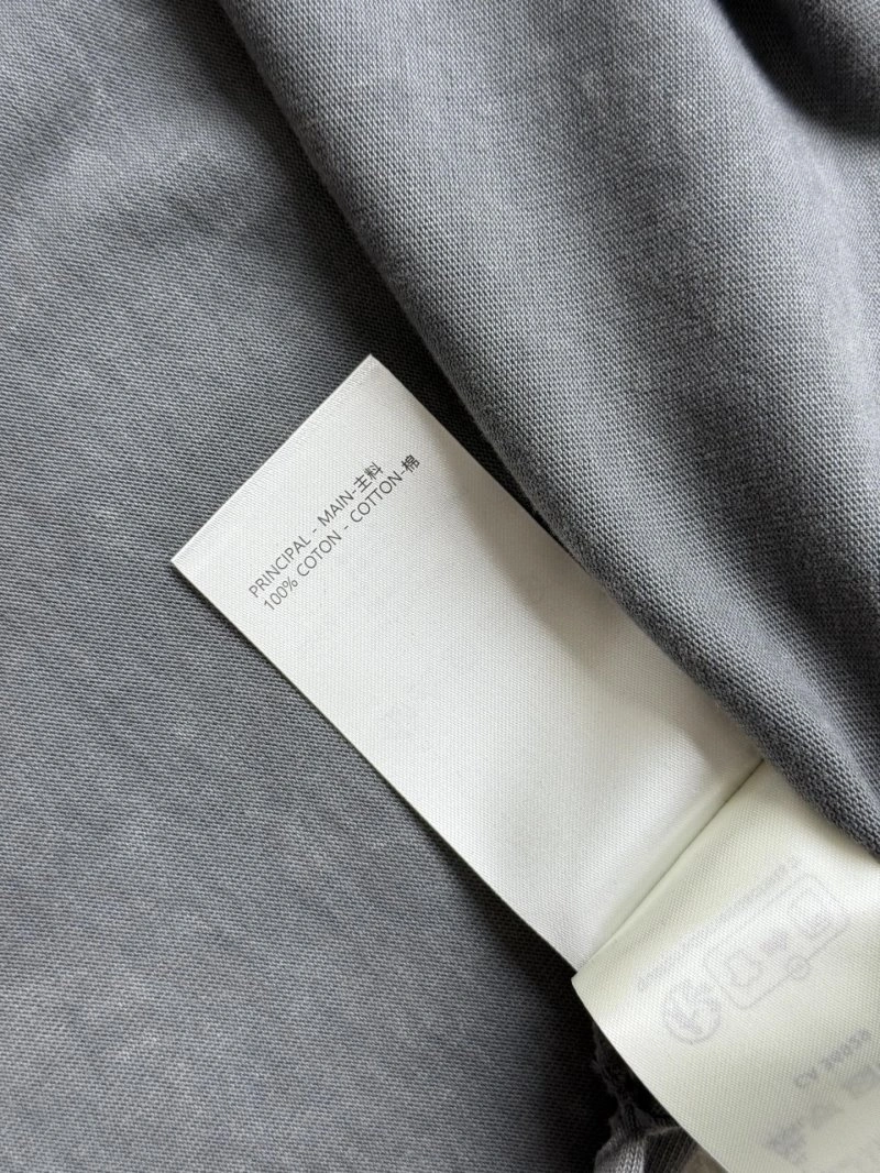 Discounted Louis Vuitton T-Shirts