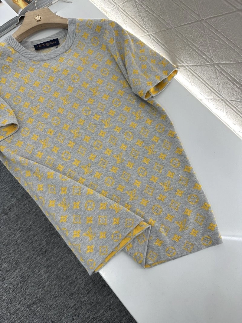 Factory-made Louis Vuitton T-Shirts
