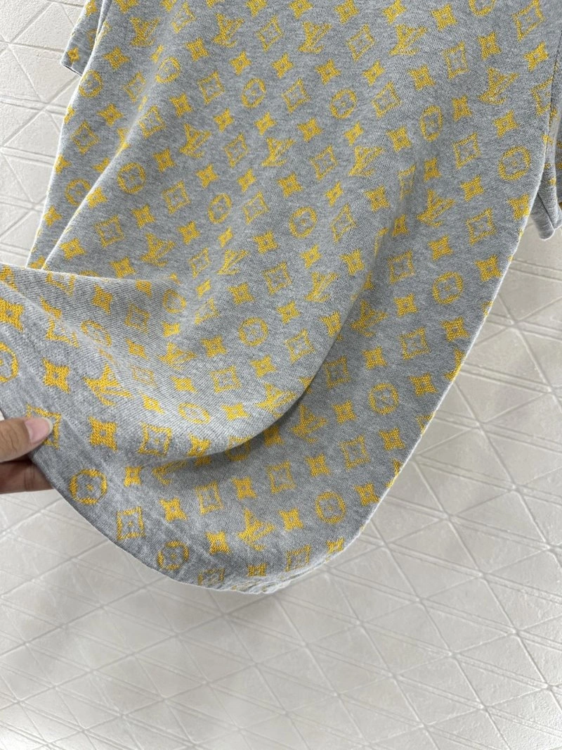 Factory-made Louis Vuitton T-Shirts