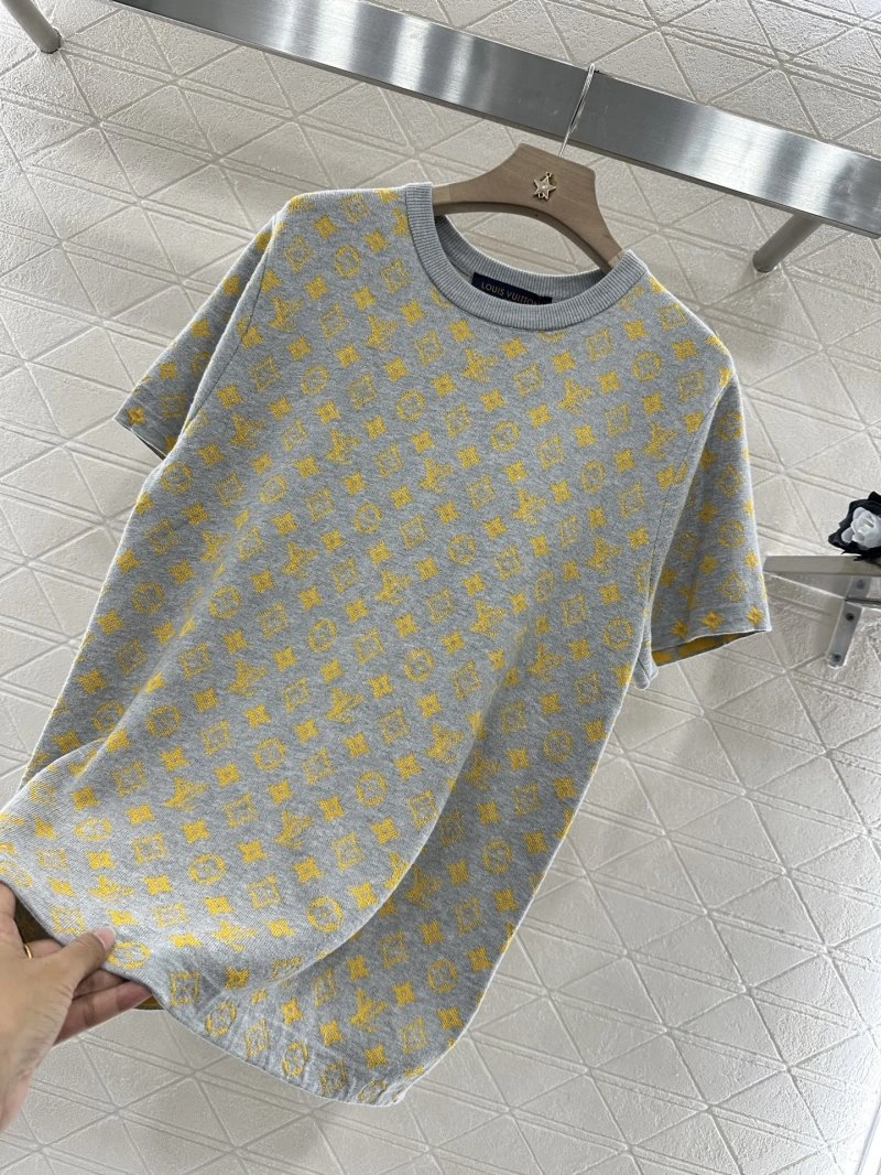 Factory-made Louis Vuitton T-Shirts