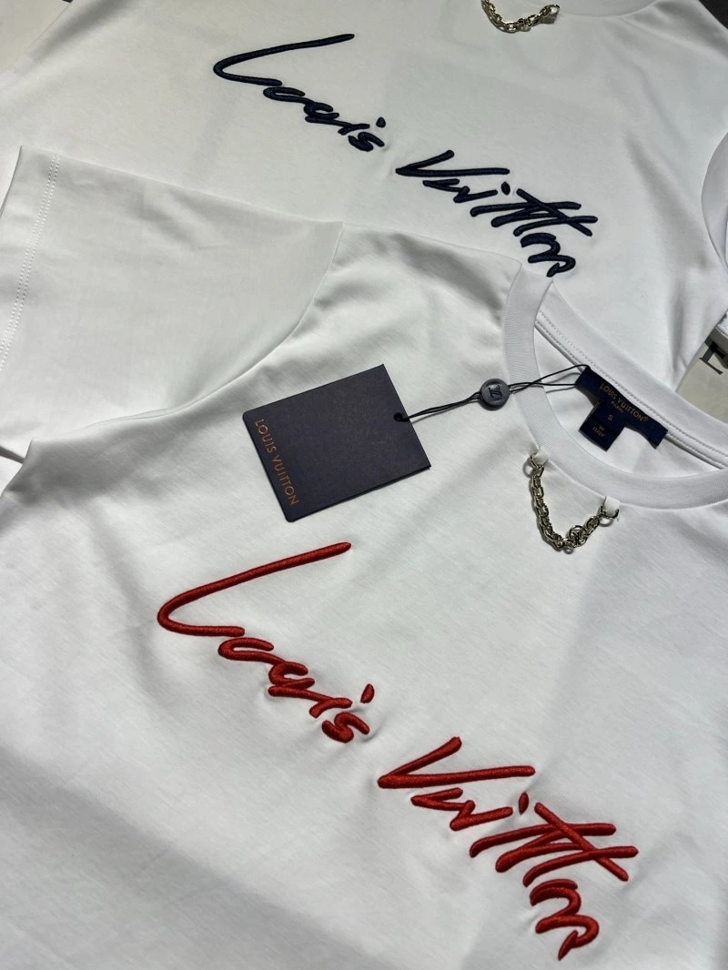 High fidelity Louis Vuitton T-Shirts