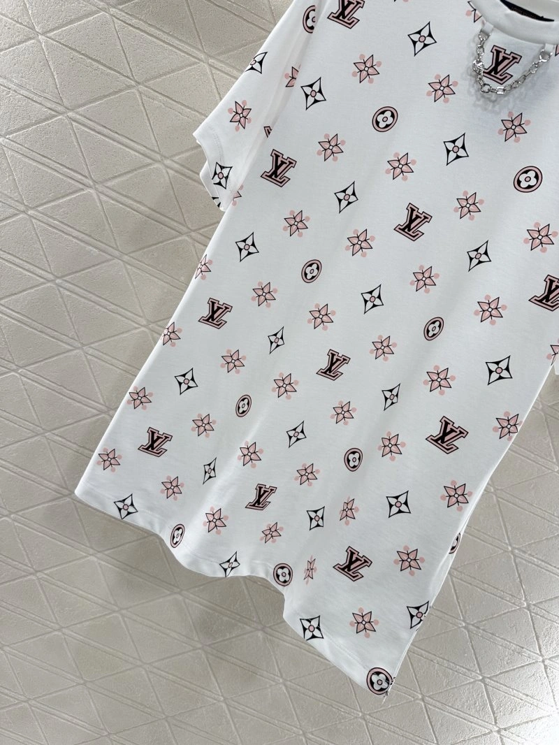 Precise copy Louis Vuitton T-Shirts