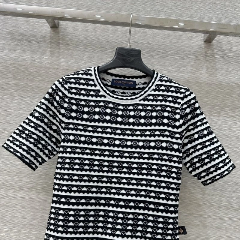 1:1 copy Louis Vuitton T-Shirts