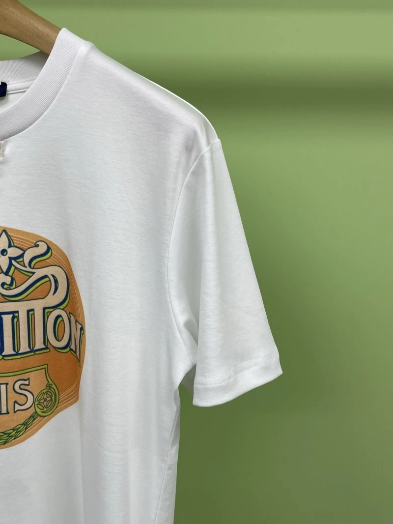 Indistinguishable Louis Vuitton T-Shirts