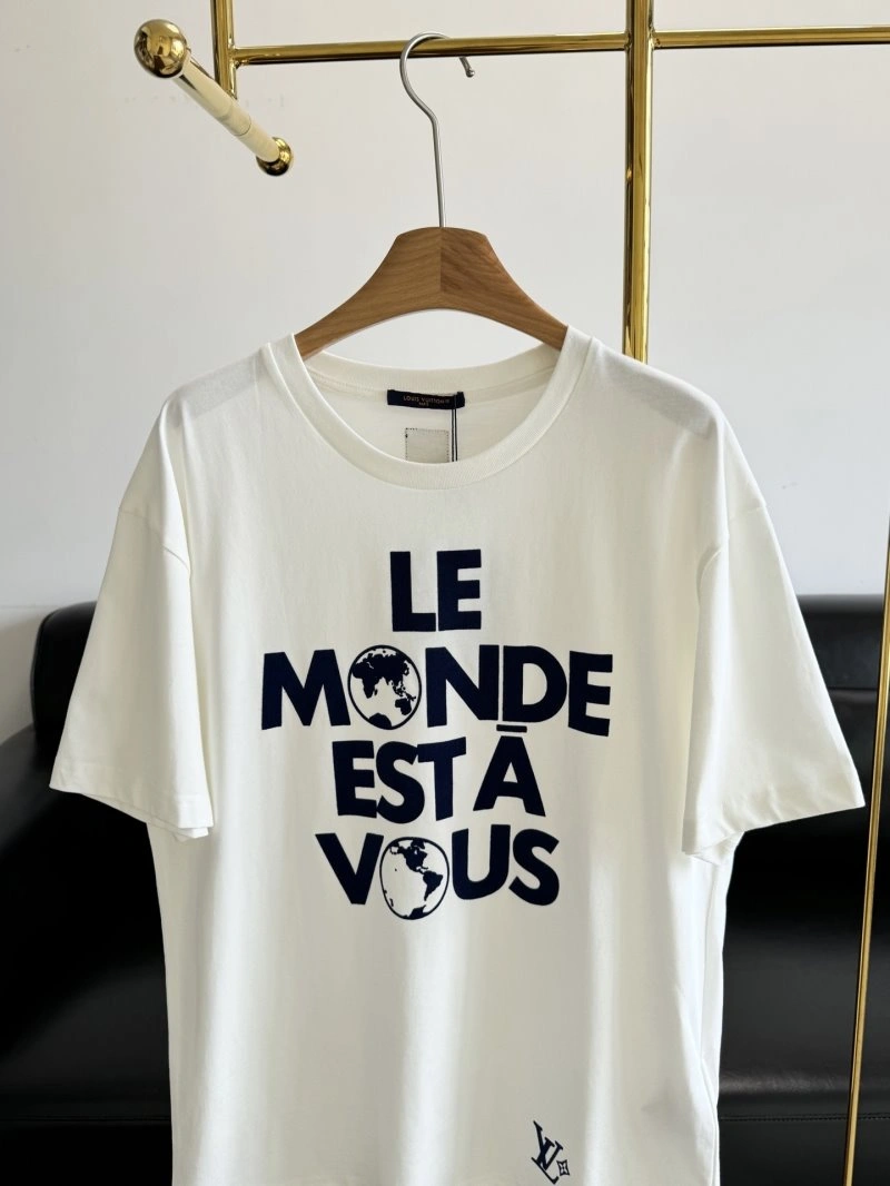 High accuracy Louis Vuitton T-Shirts