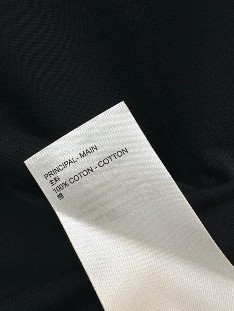 Value-priced Louis Vuitton T-Shirts