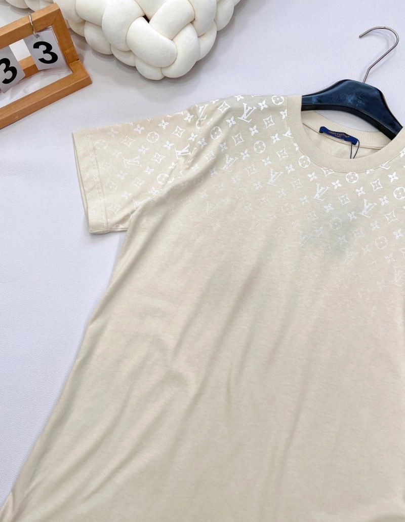 Factory-made Louis Vuitton T-Shirts