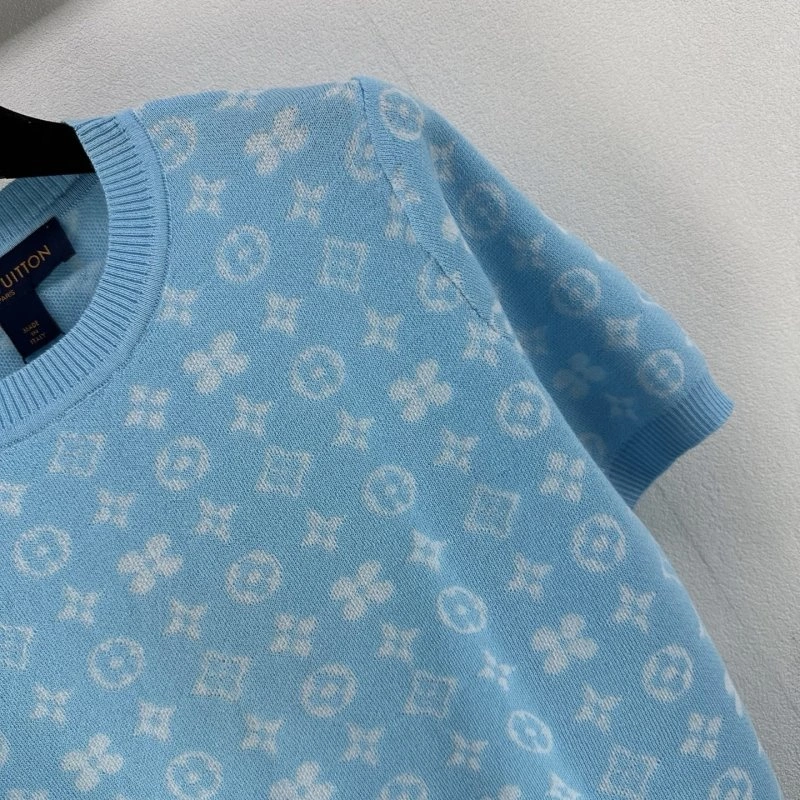 Factory-made Louis Vuitton T-Shirts