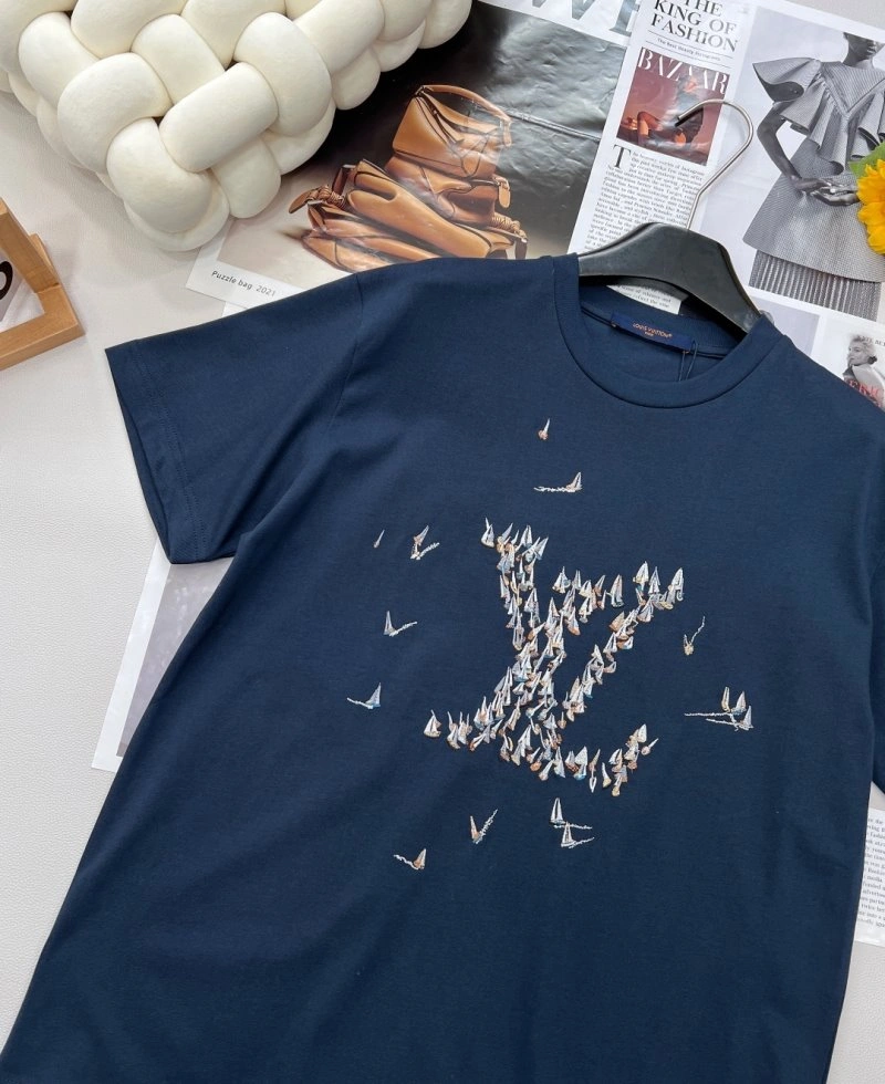 Bargain Louis Vuitton T-Shirts