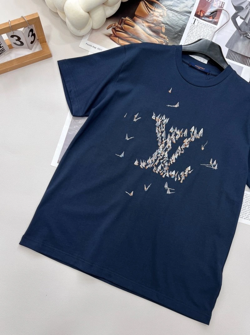 Bargain Louis Vuitton T-Shirts