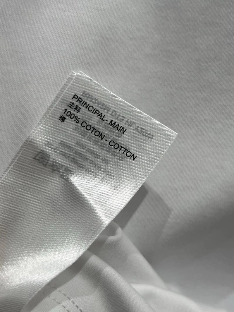 Inexpensive Louis Vuitton T-Shirts